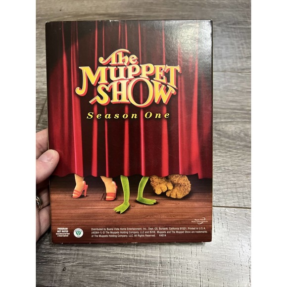 Jim Henson | Media | The Muppet Show Season One On Dvd Complete 4disc ...
